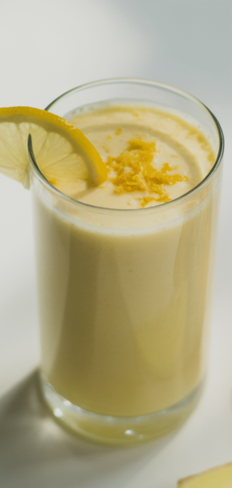 Fresh Lemon Ginger Smoothie - Natasha Plate